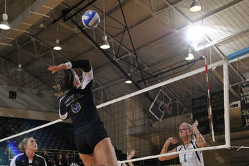 How to Shine as an Outside Hitter in Volleyball – Volleyball Expert