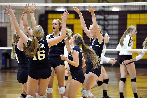 The 4-2 Volleyball Rotation Explained (Including Diagrams) – Volleyball ...